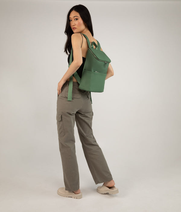 BRAVE Vegan Backpack - Purity | Matt & Nat Europe